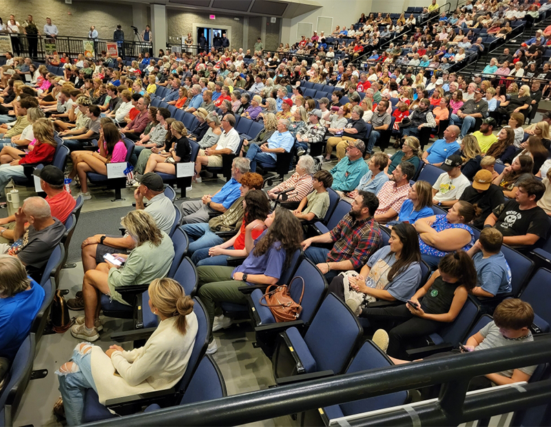 Turning Point rally urges unity, courage | The News Observer, Blue ...